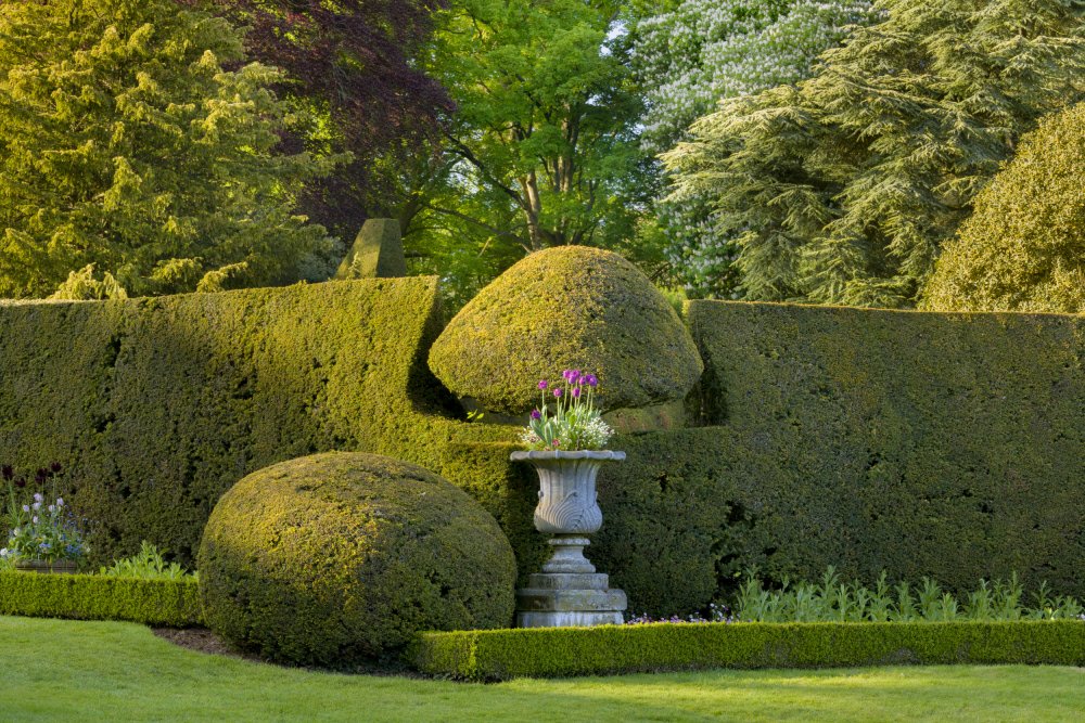 The Stately Homes around the UK with the best gardens