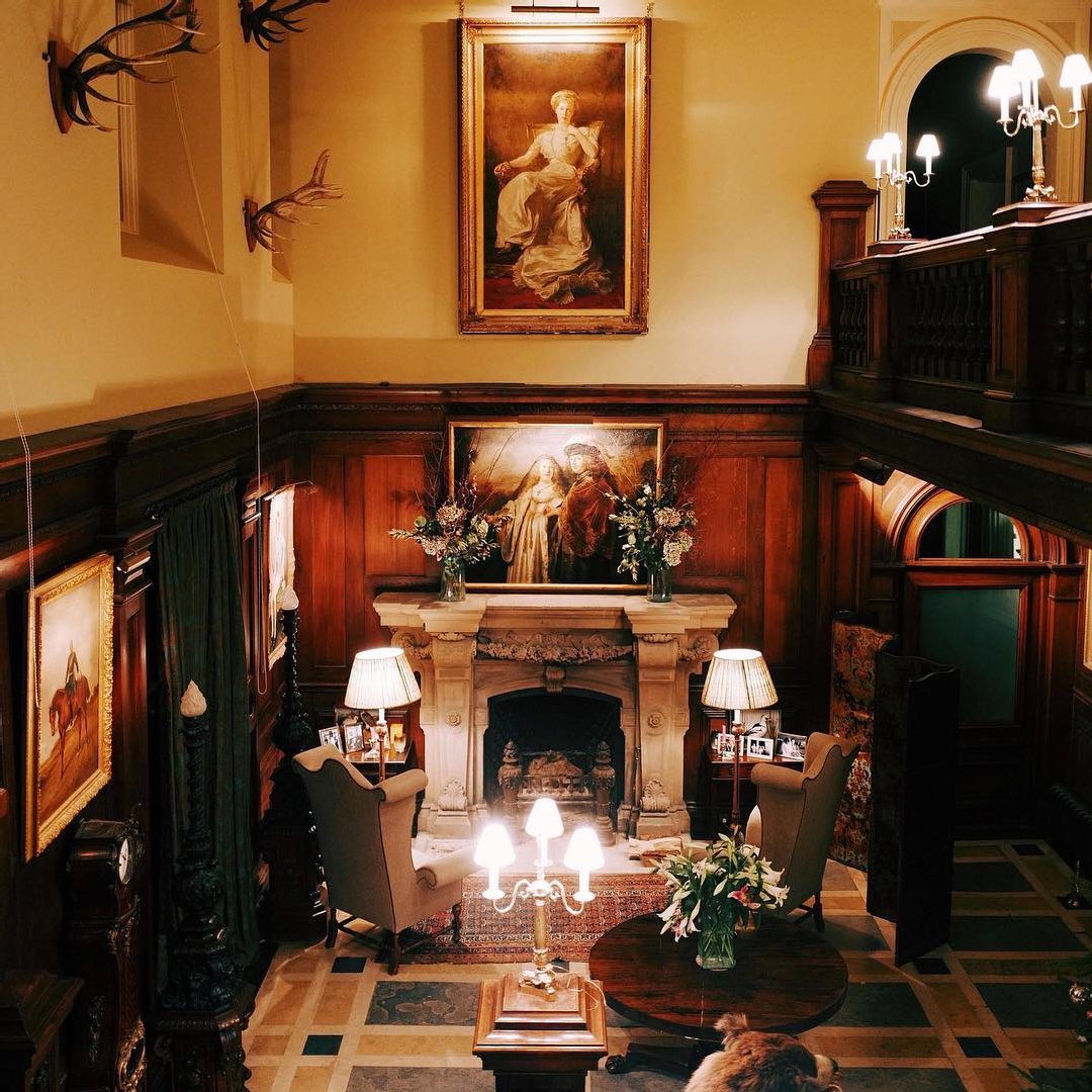 What makes a stately home? | The Victorian Emporium