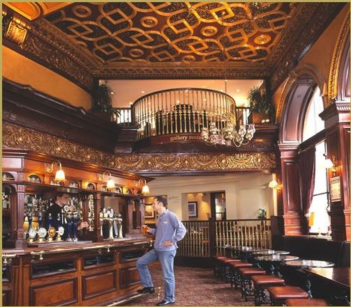 10 Essential Elements of Victorian Pub Renovation