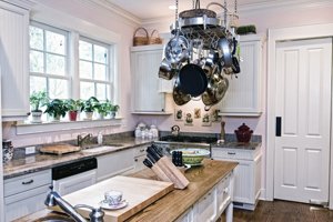 Essential Elements Of Victorian Kitchen Design