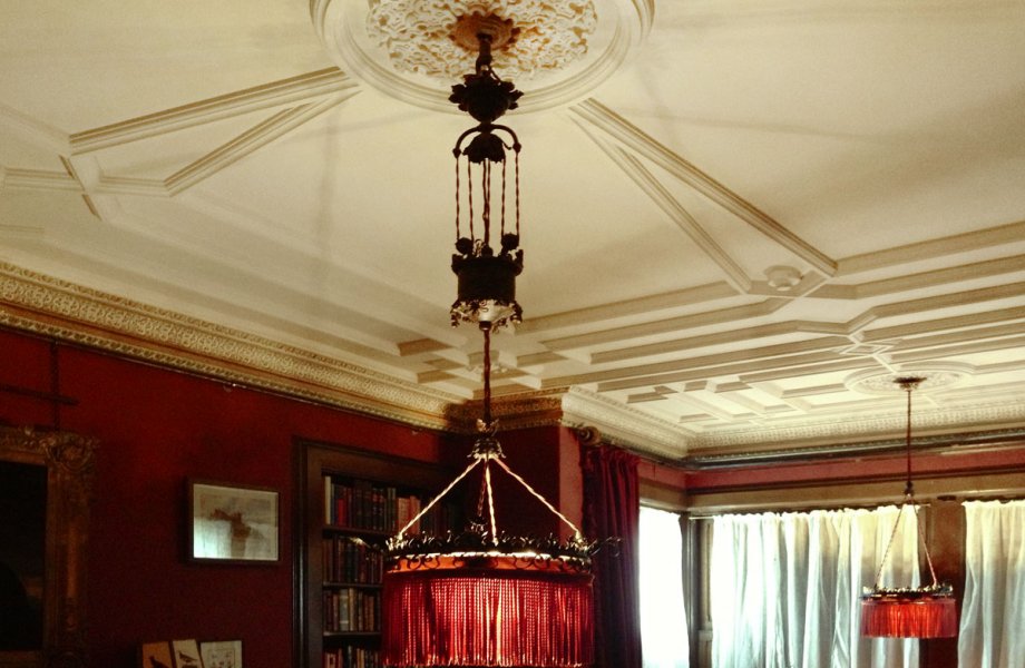 What Is A Ceiling Rose? | The Victorian Emporium