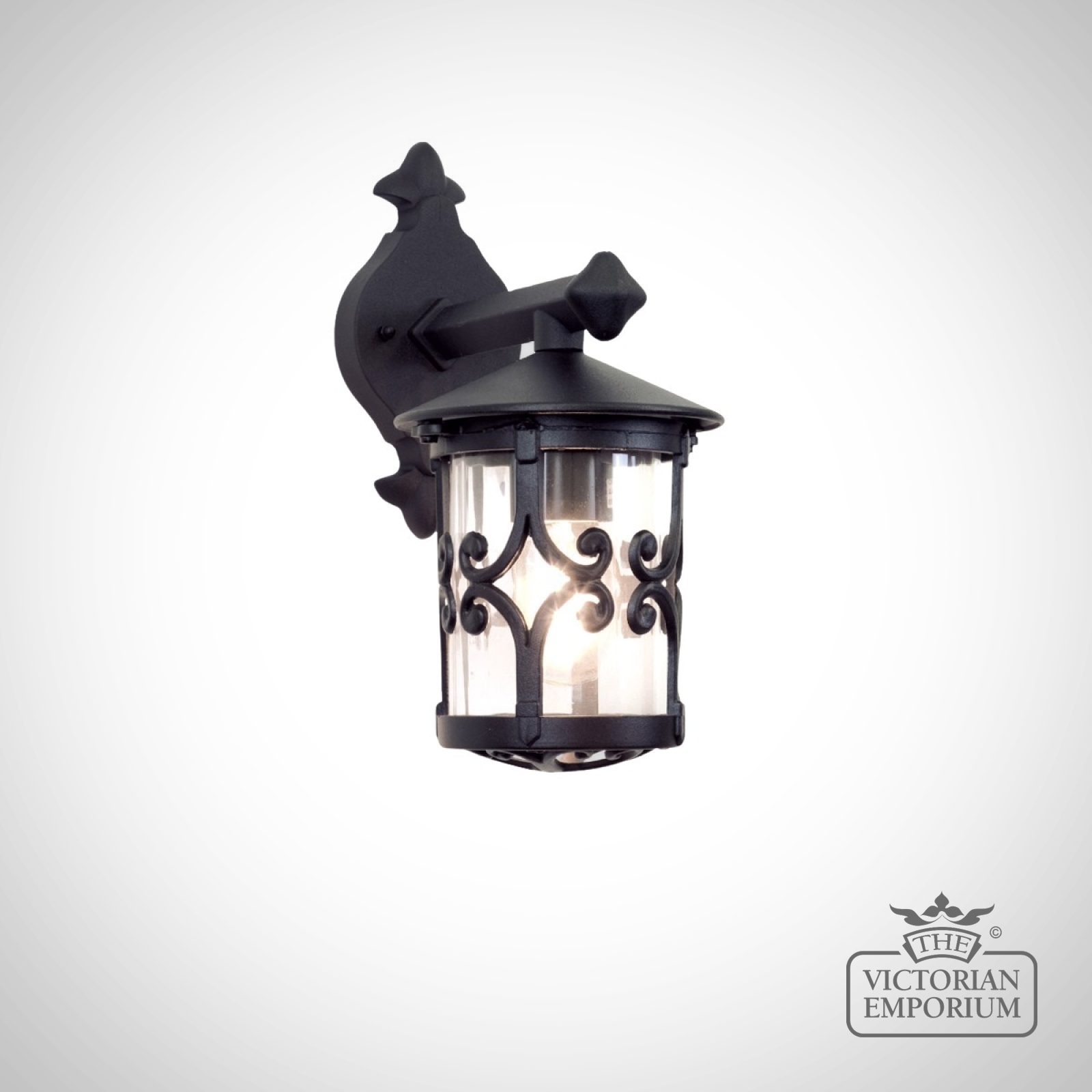 Hereford Wall Lantern - Medium | Outdoor Wall Lights