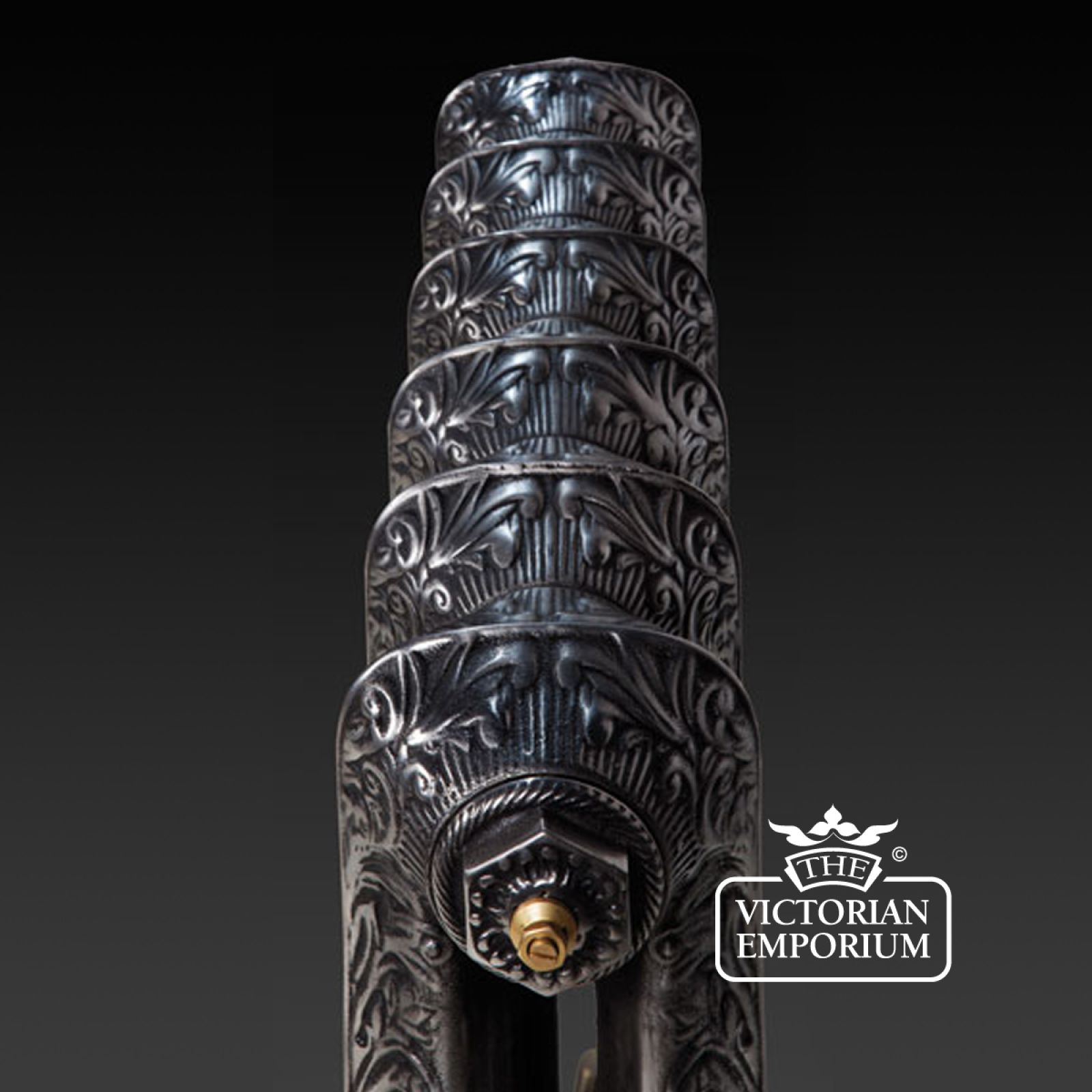 Shaftsbury Cast Iron Radiator 540mm High - Ornate Design