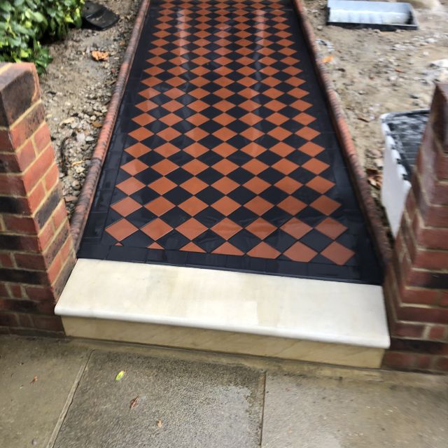 Victorian Path tiles - Black and Red 100mm x 100mm squares
