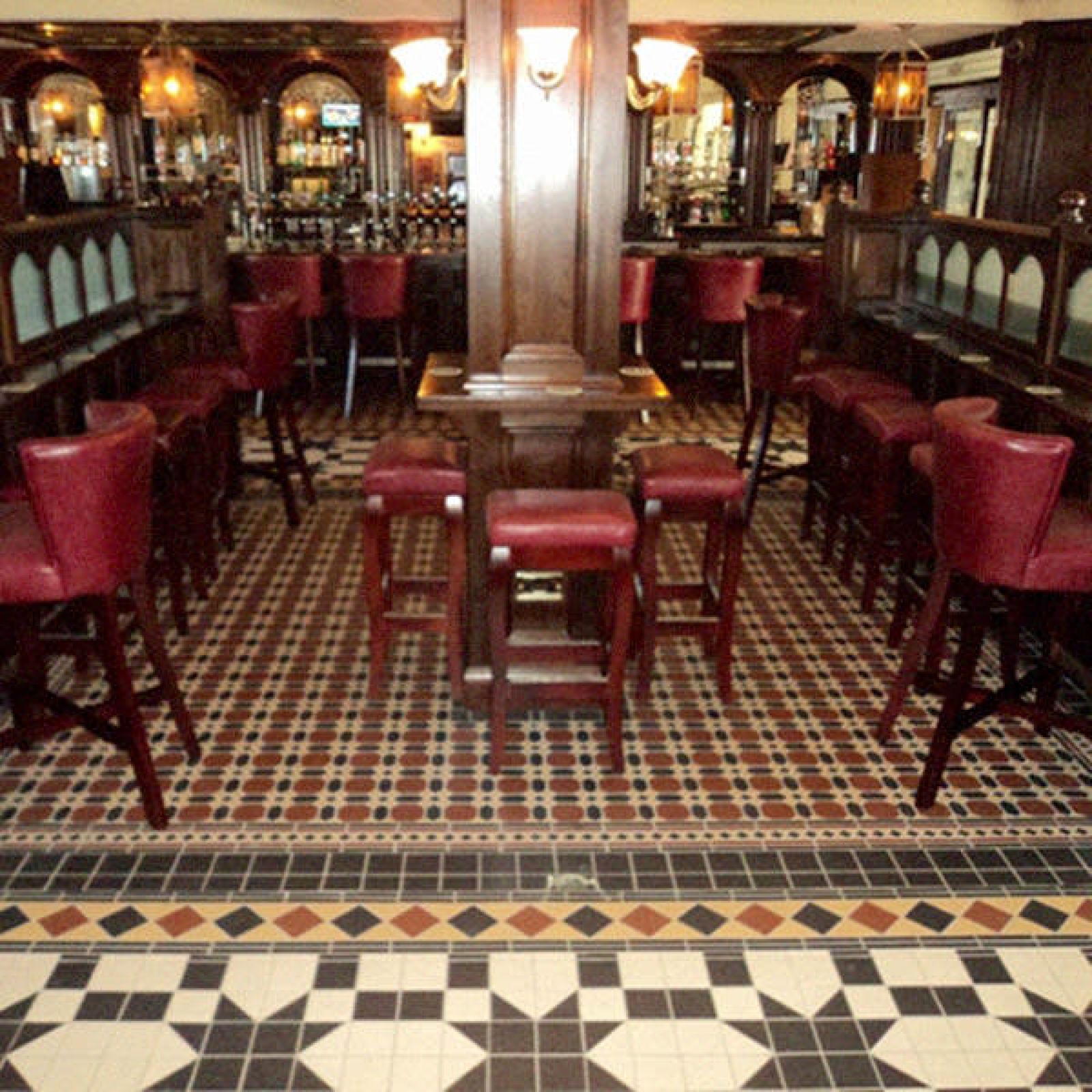 Guildford Victorian Mosaic Floor Tiles - Centre Pattern