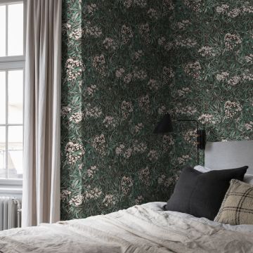 Malin wallpaper in a choice of 3 colourways